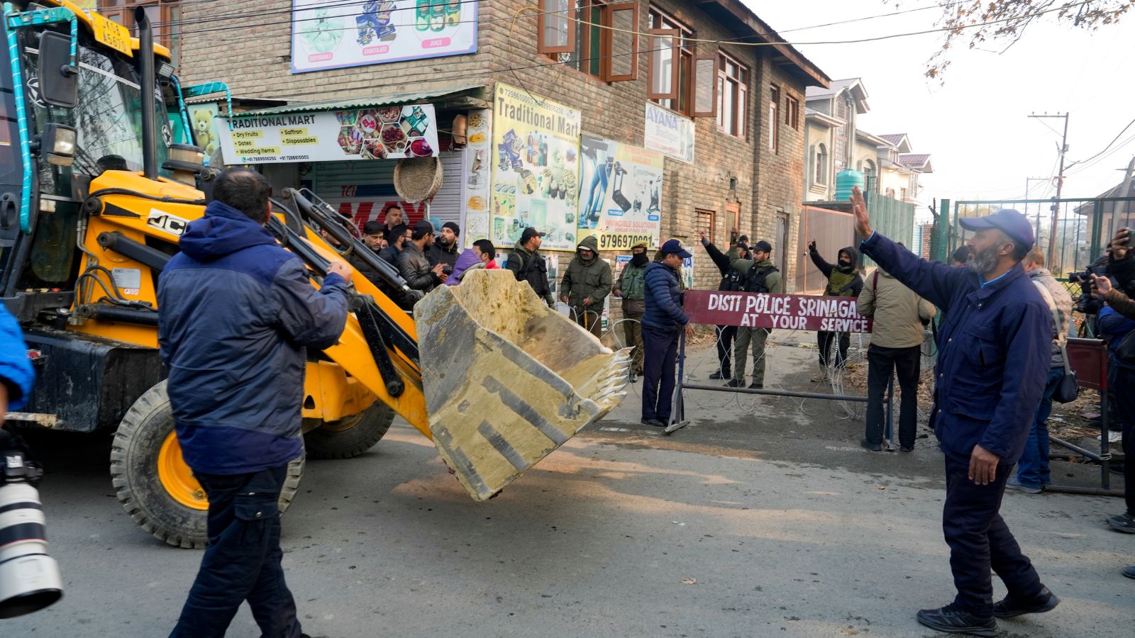 Nine Killed in Nowgam Blast: Stories of the Officers and Civilians Who ...